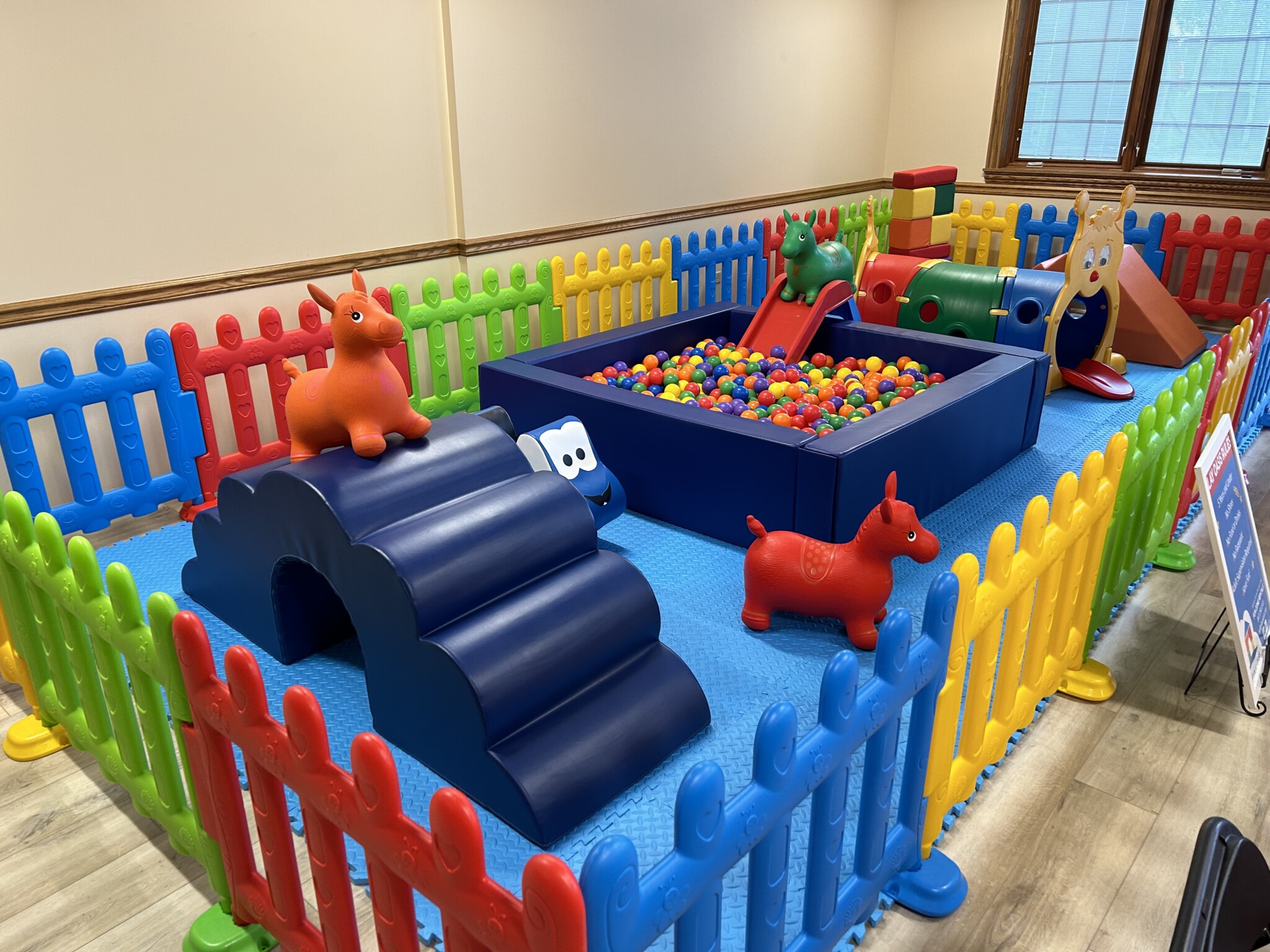 Toddler Town Oasis - Soft Play Oasis Primary soft play rentals